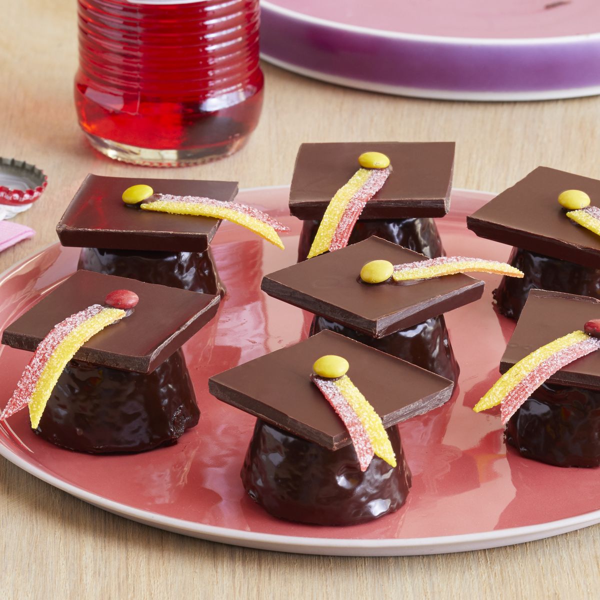 13 Fabulous Graduation Party & Favor Ideas - Crafty Bash!
